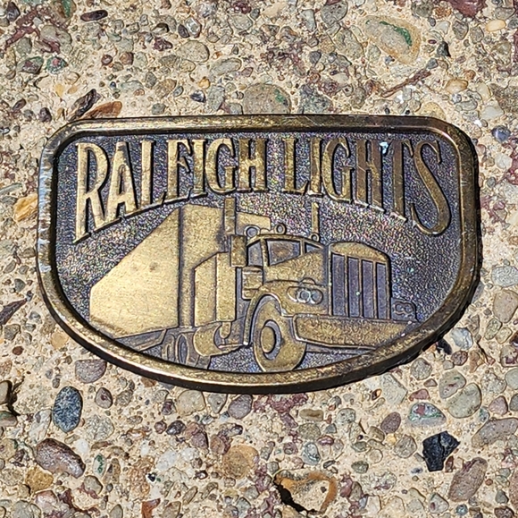 belt buckle | Accessories | Raleigh Lights Truck Driving Belt Buckle ...